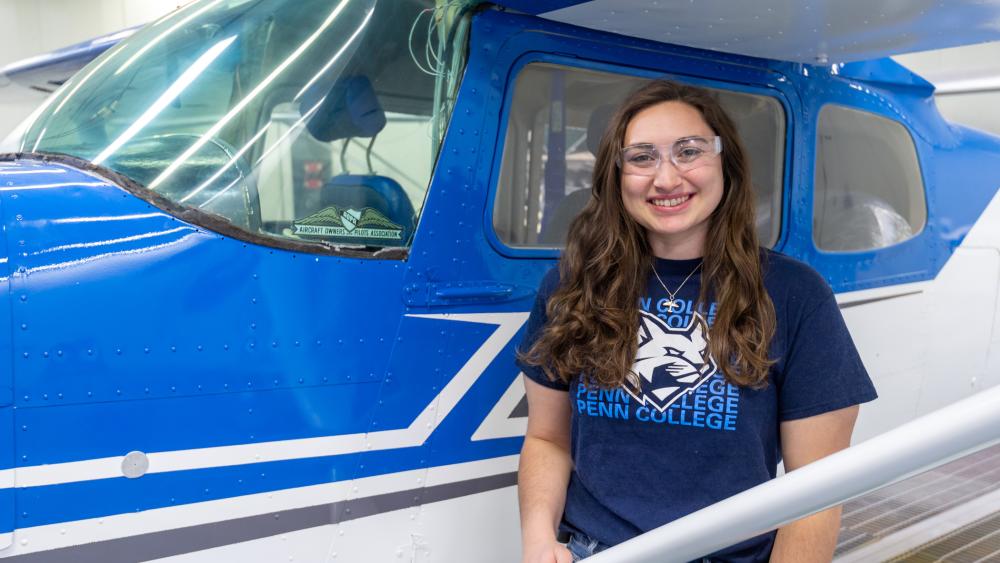 With Flying Colors Student Takes Lead In Repainting Aircraft Penn